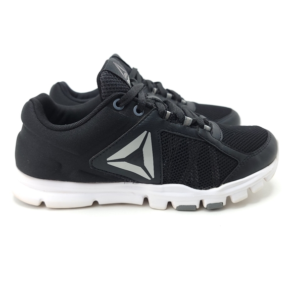 Reebok | Shoes | Reebok Womens Size 65 Sneakers Yourflex Train 9 Mt Shoes Bd4834 Black White ...